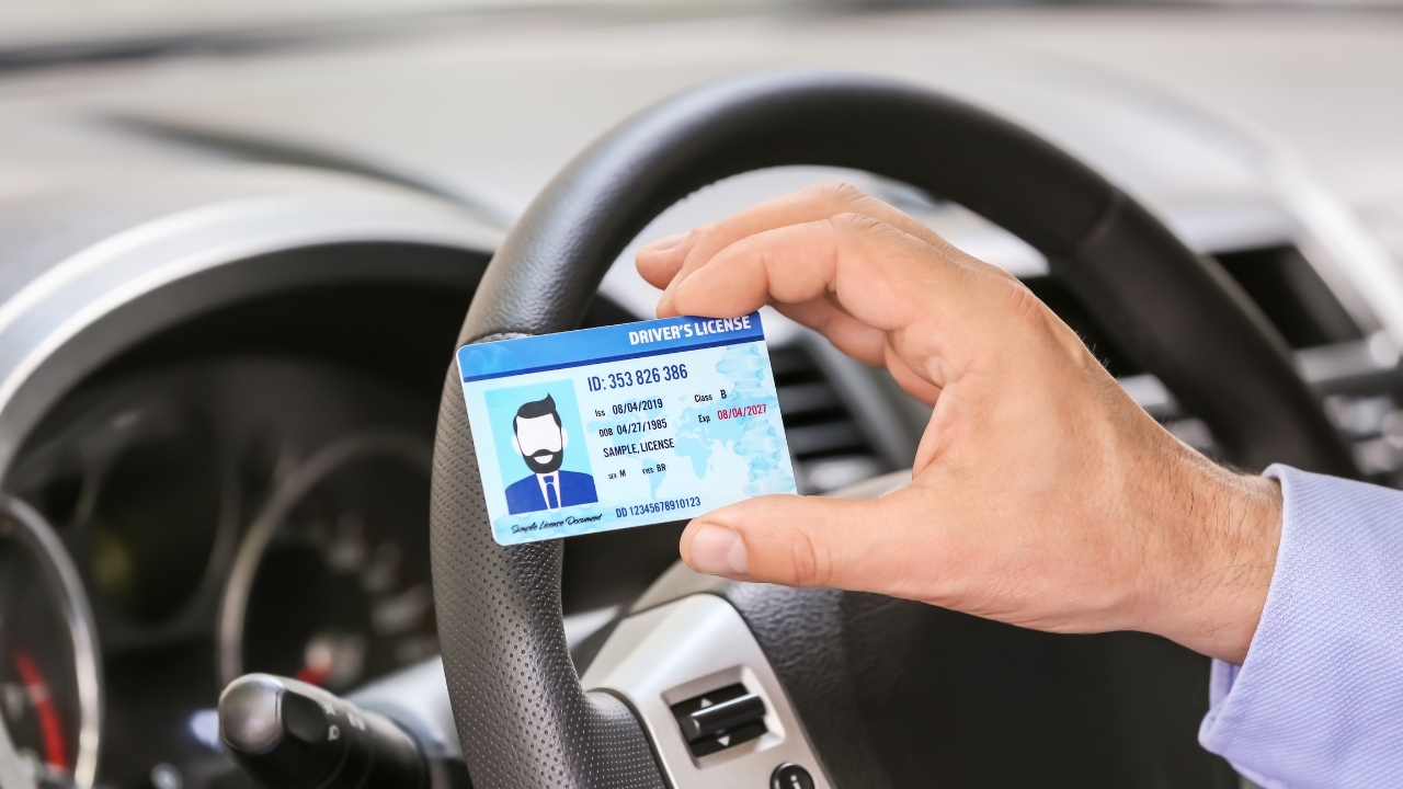 How to Request a Copy of Your Driver's License History in Ontario - Aaxel