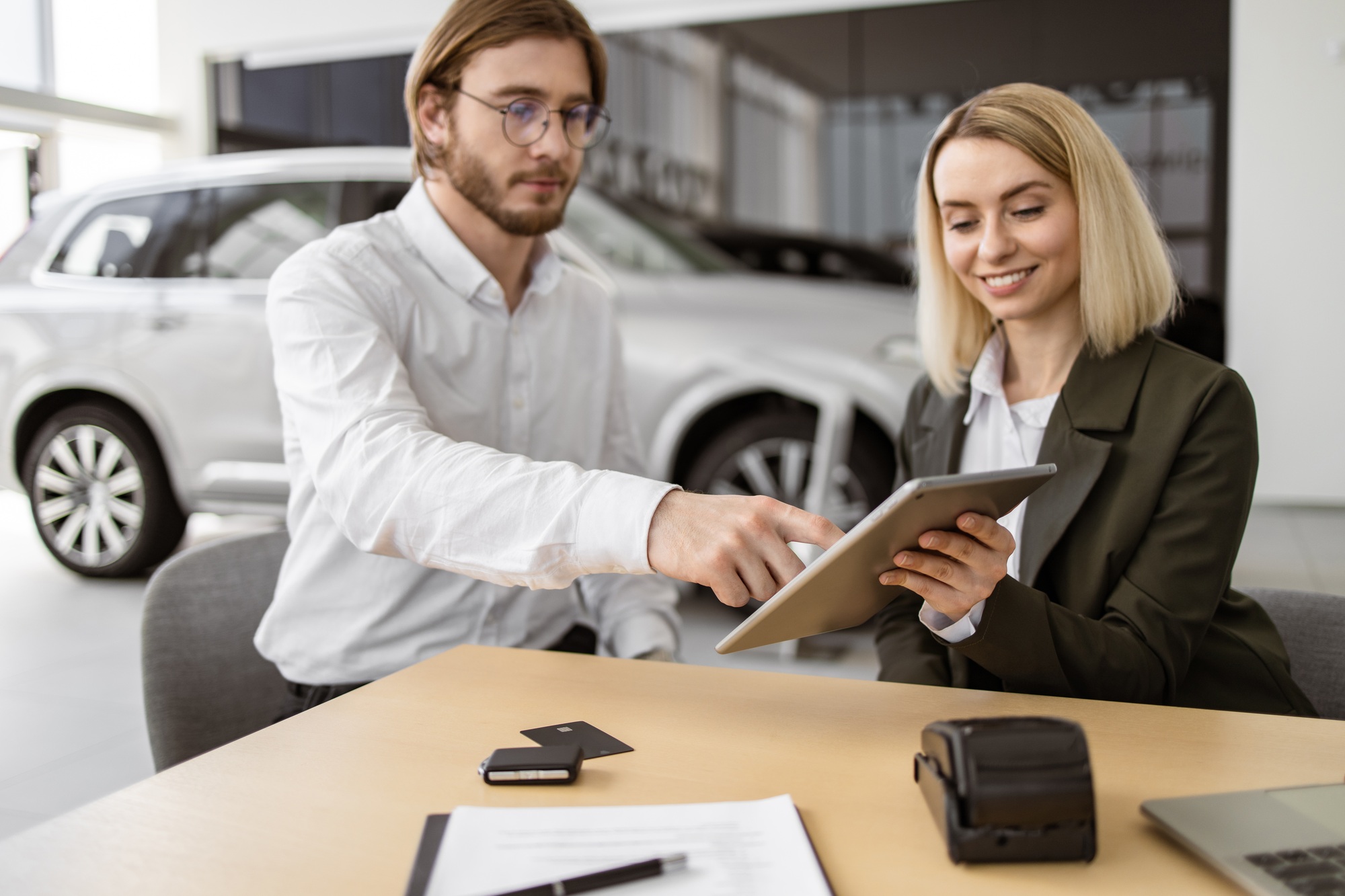Commercial Auto Insurance: What Coverage Do Delivery Drivers Need? - Aaxel
