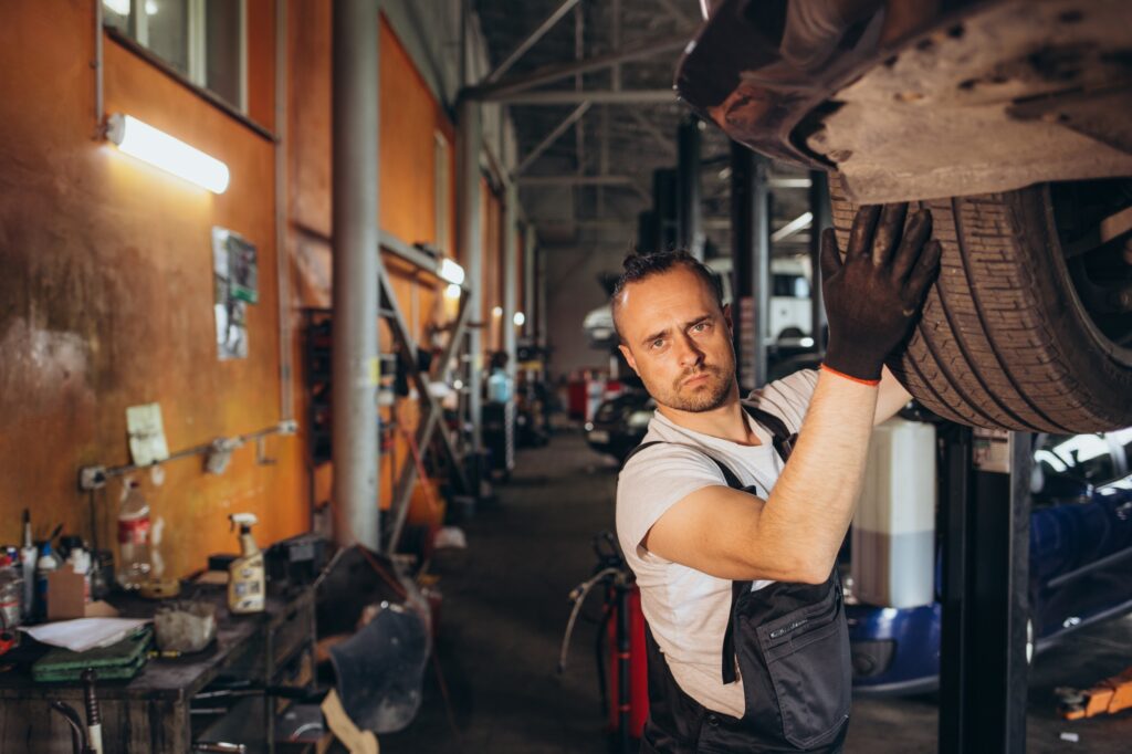 How to Reduce Manufacturing Downtime with a Preventative Maintenance ...